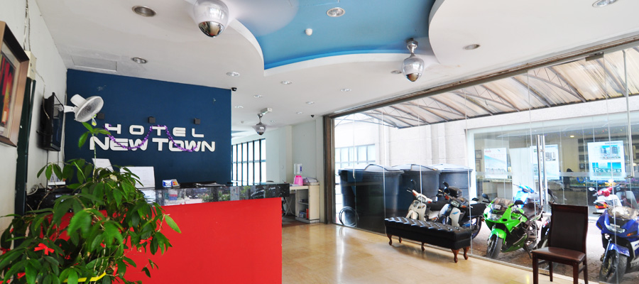 NEW TOWN HOTEL